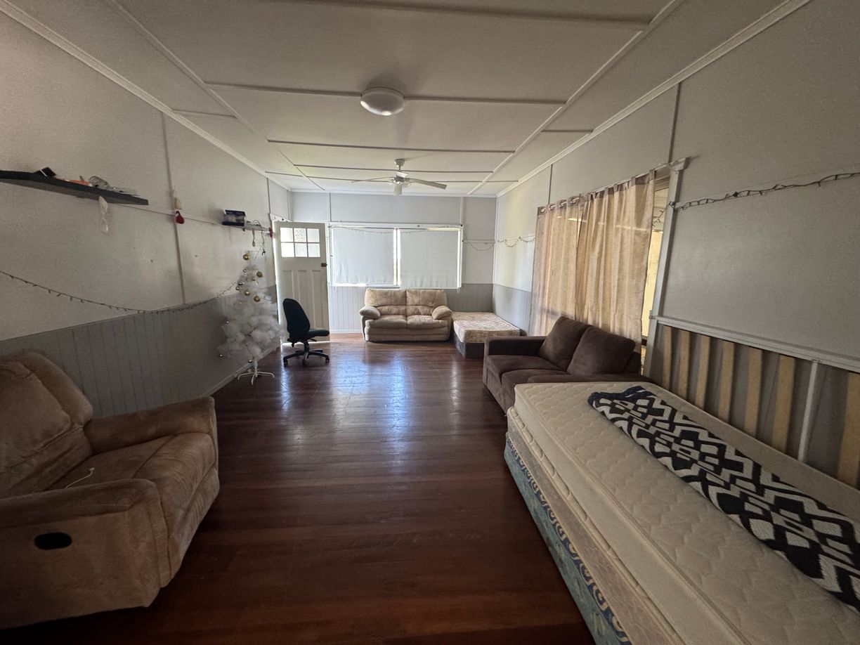 Long Term Lease - 56 CARINYA STREET, Kingaroy, QLD 4610 - Raine & Horne ...
