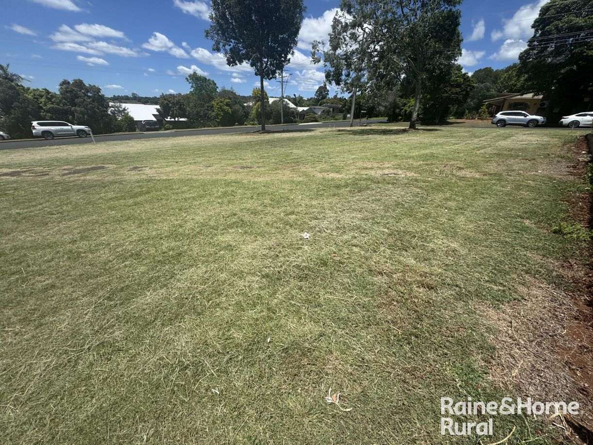Sold for $235,000 on Feb 18, 2026 - 115 moore Street, Kingaroy, QLD ...