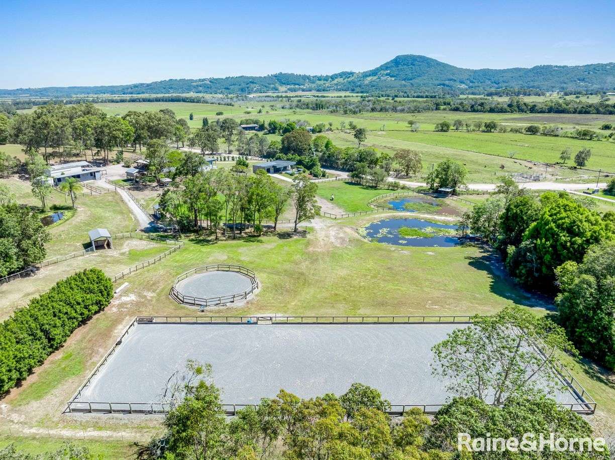 Sold for $2,250,000 on Jan 19, 2026 - 210 Toolborough Road, Yandina ...