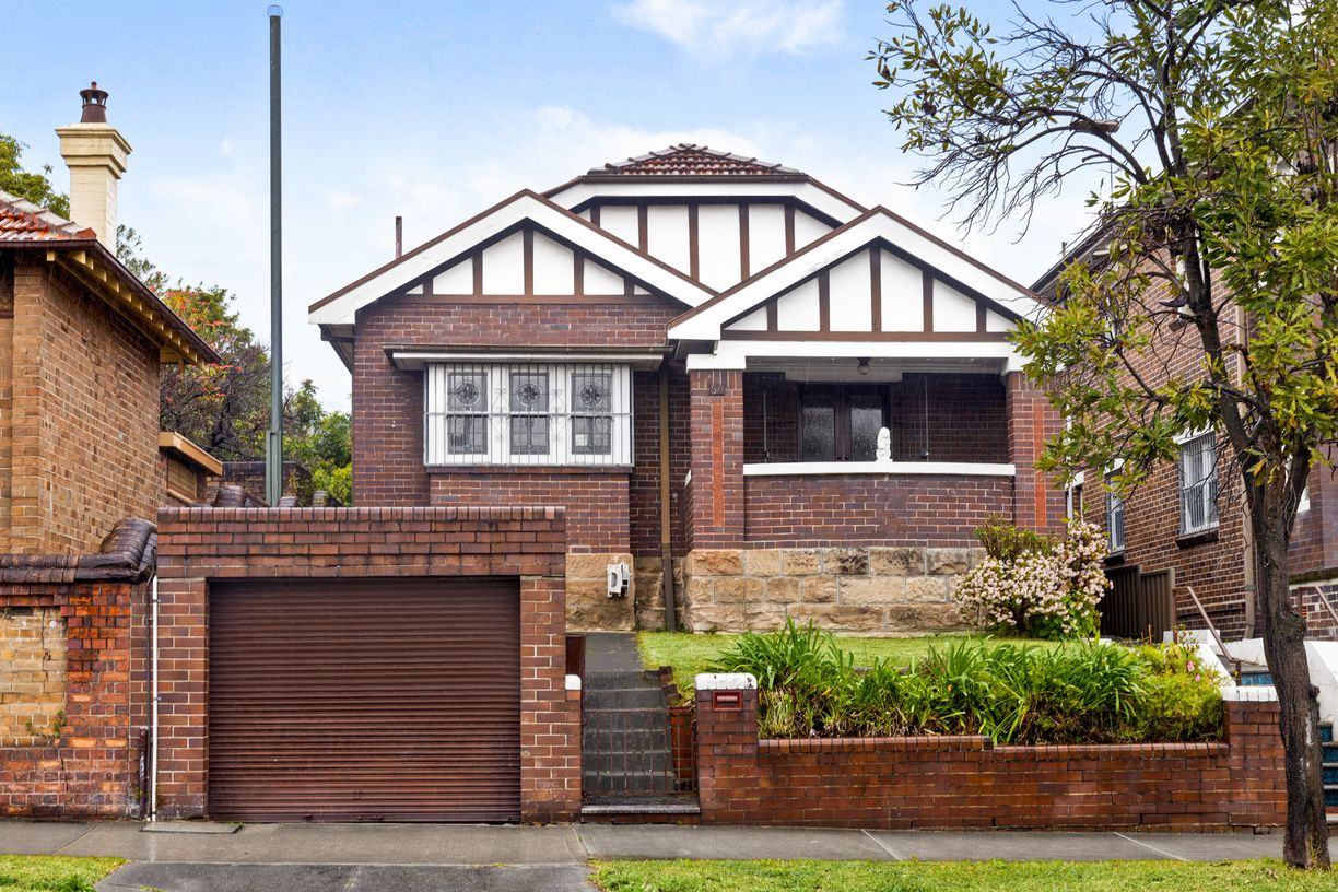 Sold - 50 New Canterbury Road, Petersham, NSW 2049 - Raine & Horne ...