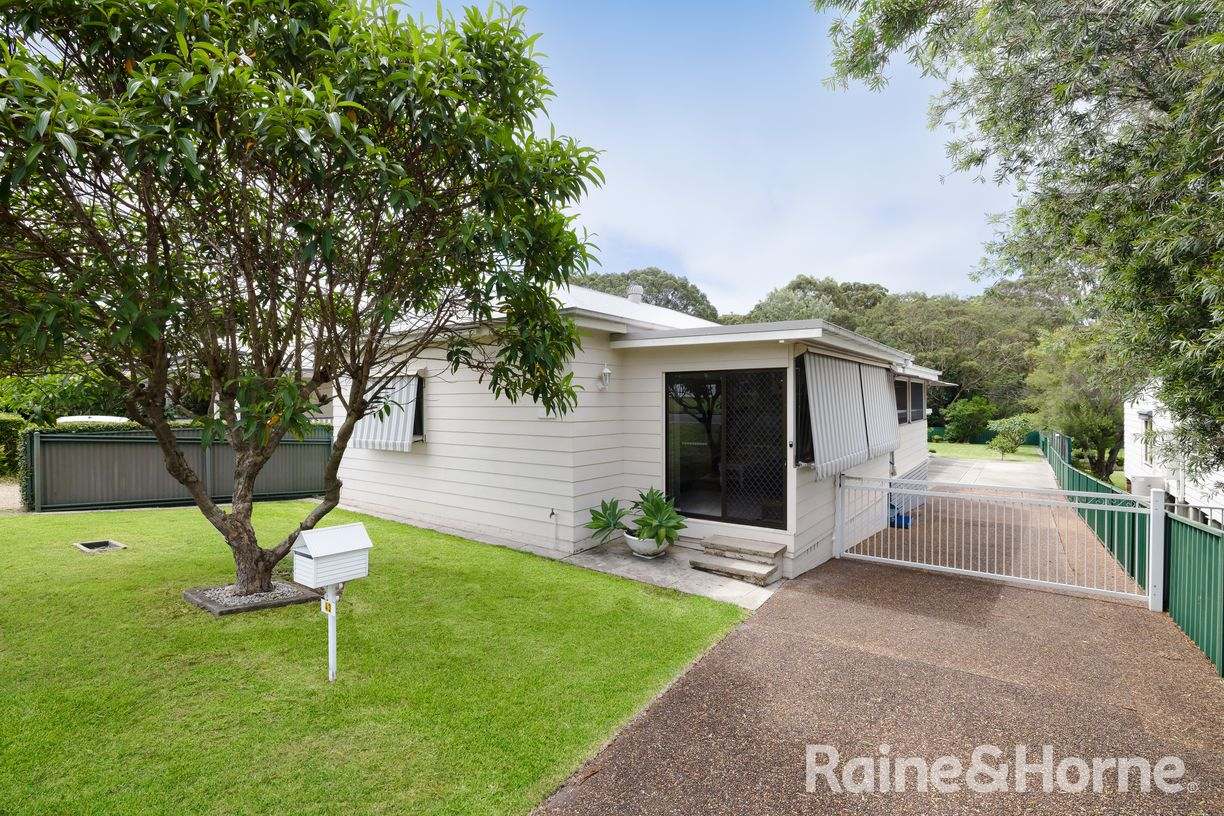 Rented for $730 - 43 Lewers Street, Belmont, NSW 2280 - Raine & Horne ...