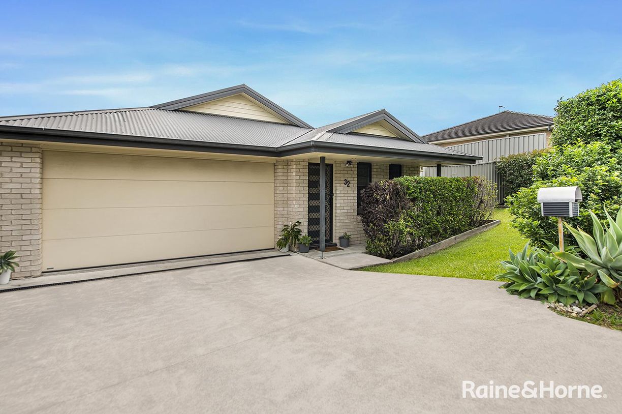 Sold for $890,000 on May 29, 2026 - 32 Crawford Lane, Mount Hutton, NSW ...