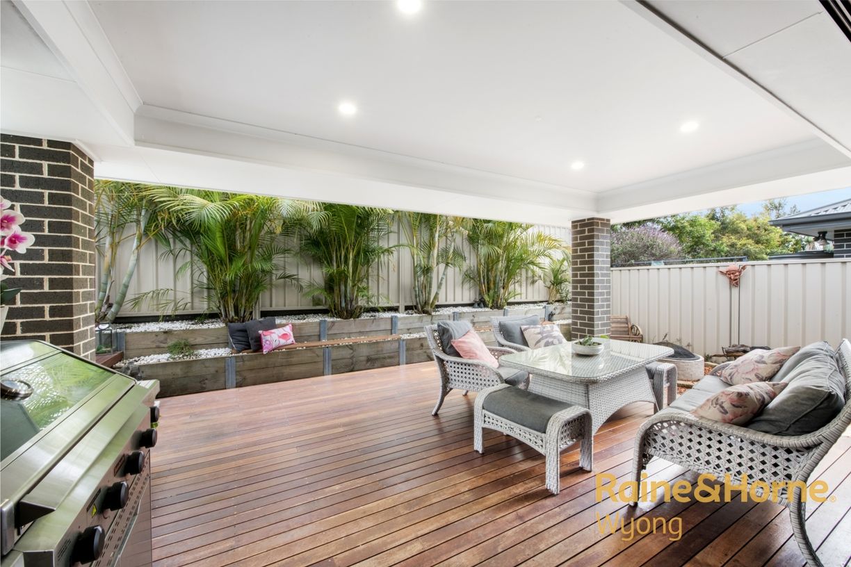 Sold for $830,000 on Oct 03, 2023 - 8 Eleanor Close, Hamlyn Terrace ...