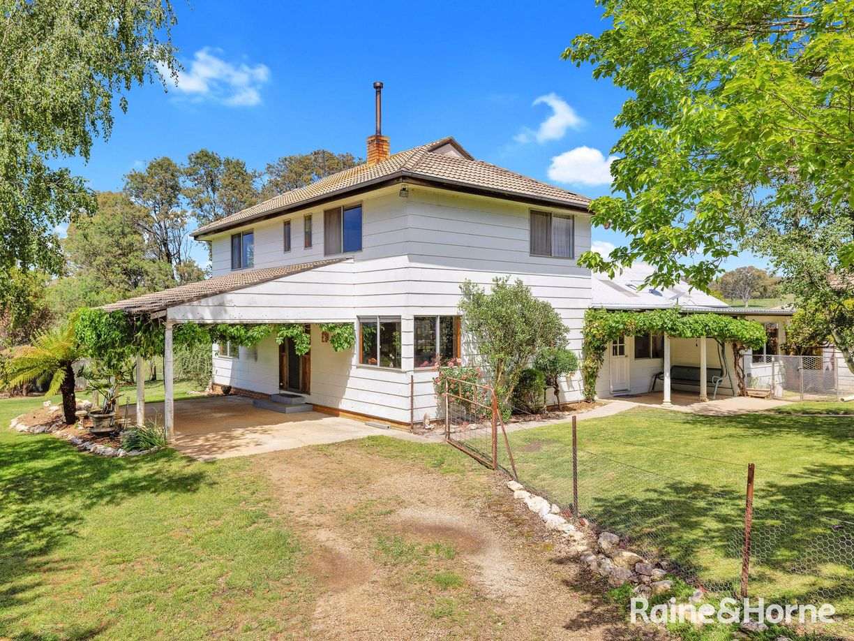 COUNTRY LIVING MADE EASY ON 17.5 ACRES - 4144 Trunkey Road, Bathurst ...