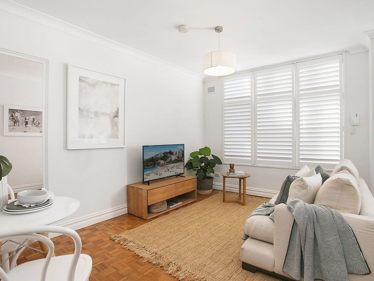 Rented - 5/9A Bennett Street, Bondi, NSW 2026 - Raine & Horne Double ...