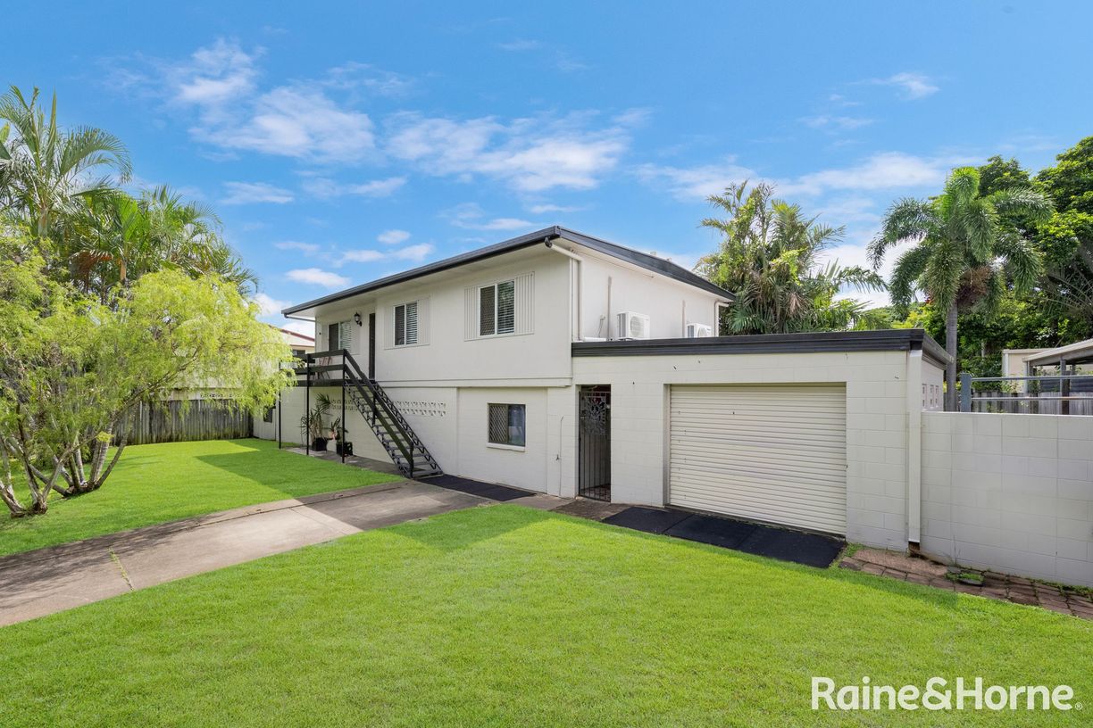 Lifestyle, Location & Endless Possibilities in the Heart of Douglas - 9 ...