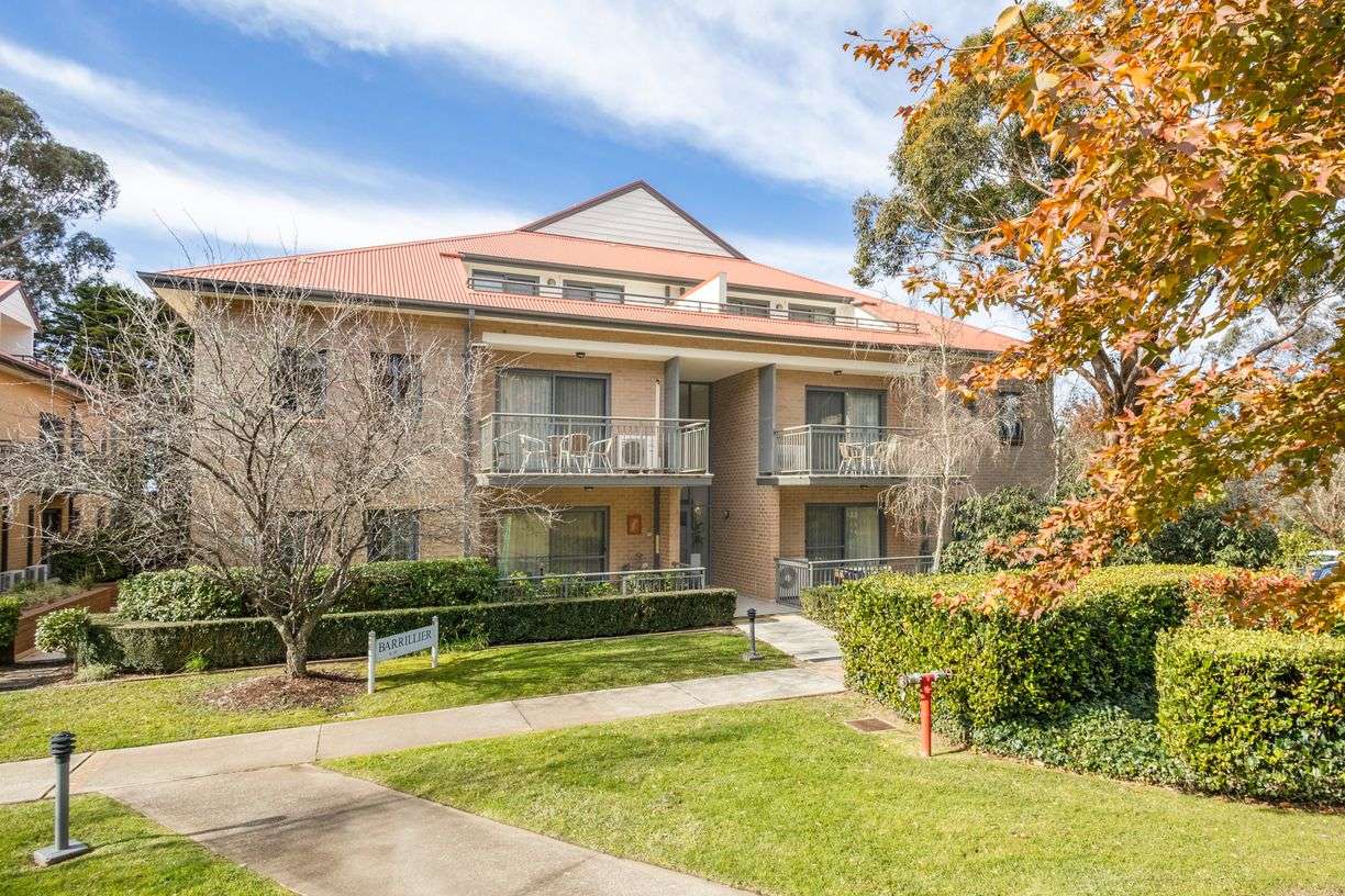 Sold for $615,000 on Jul 25, 2025 - 69-70 100-116 Leura Mall, Leura ...