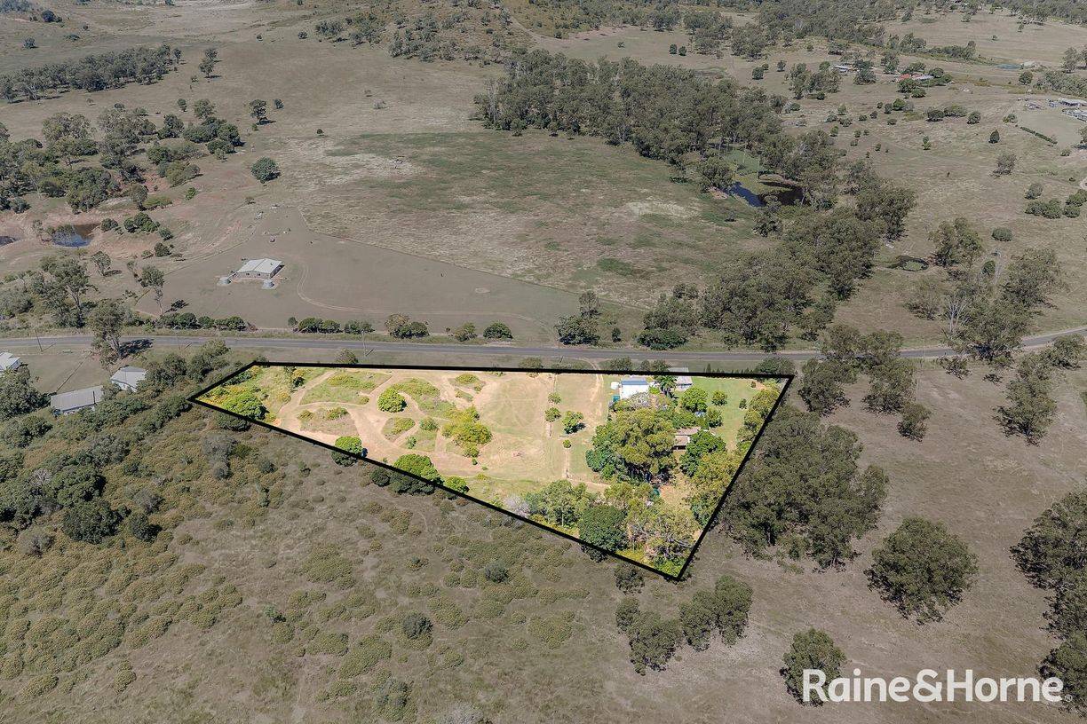 Live the Country Life You've Been Dreaming Of - 112 Gentle Annie Road ...