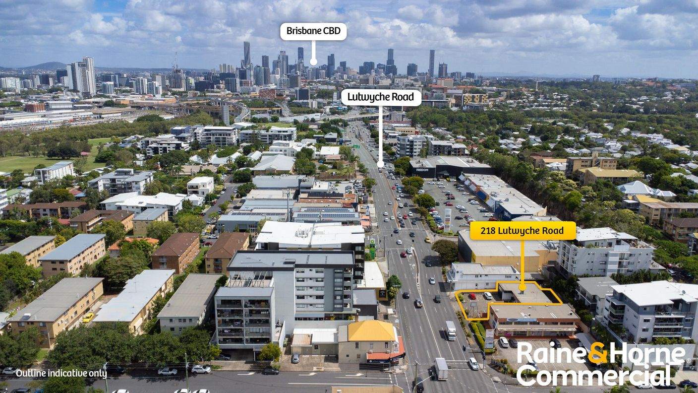 QUALITY SHOWROOM / ALLIED HEALTH / OFFICE WITH MAIN ROAD EXPOSURE ...