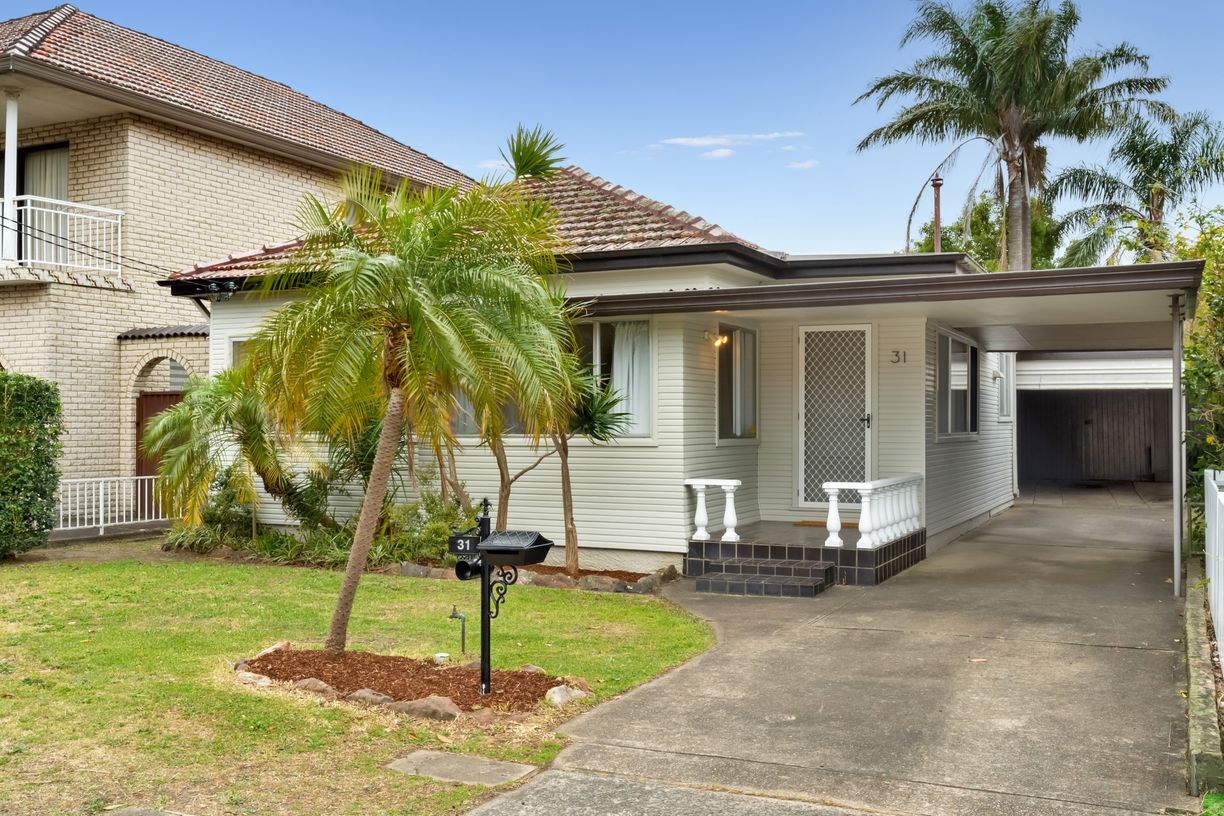 Sold for $2,310,000 on Dec 02, 2024 - 31 Culver Street, Monterey, NSW 2217 - Raine & Horne Sans ...