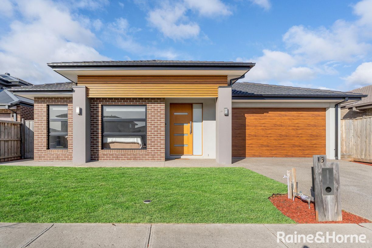 Sold for $715,000 on Jul 17, 2025 - 13 Carroll Street, Diggers Rest ...