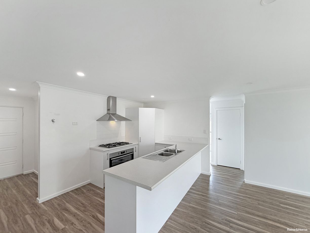 Sold for $810,000 on Feb 26, 2026 - 4 Mercury Way, Mckail, WA 6330 ...