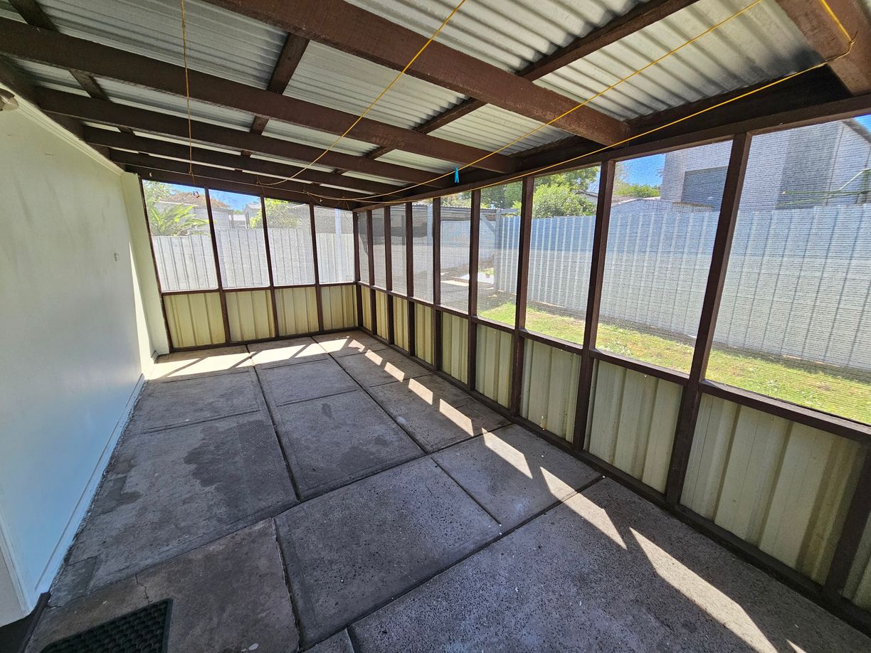 Rented for 550 per week - 3 Neath Street, Pelaw Main, NSW 2327 - Raine ...