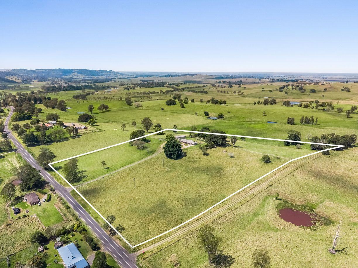 Sold for $1,420,000 on May 06, 2026 - 425 Spring Grove Road, Spring ...