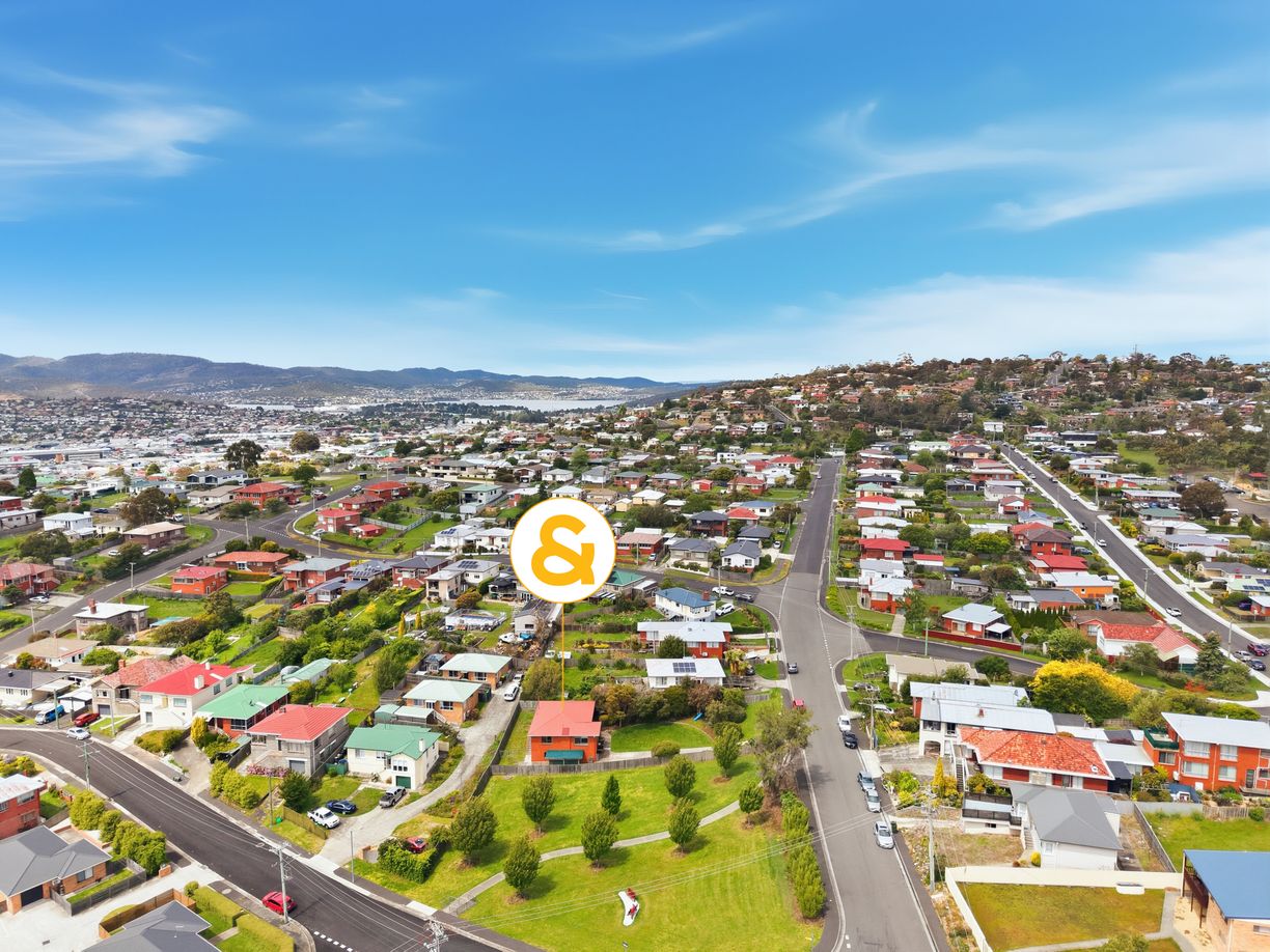 Prime Location! Spacious Family Home on a Generous Block! - 23 Twelfth ...