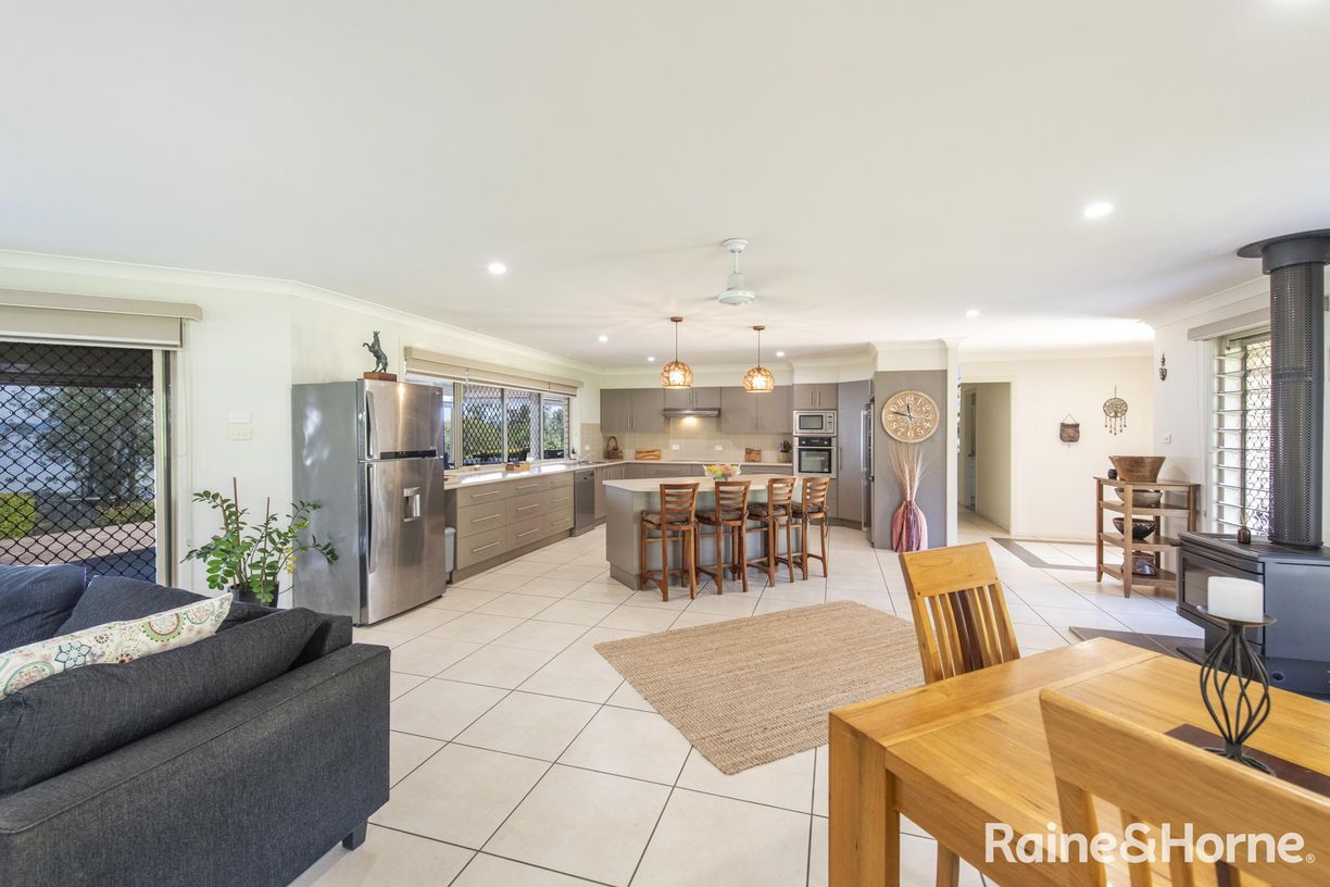 Stunning Waterfront Escape With Panoramic Views - 150 Patemans Road ...