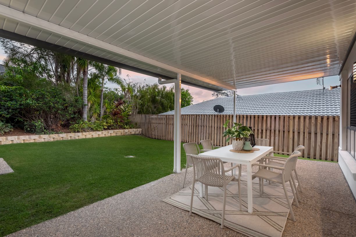 Sold for $1,428,000 on Nov 21, 2025 - 11 Beckington Terrace, Mudgeeraba ...