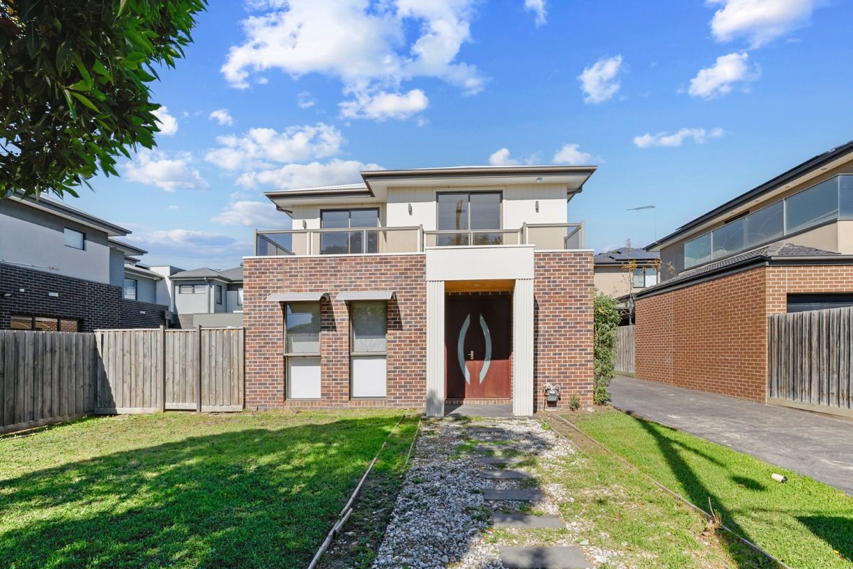 24TH MAY 1PM - PRESTON PERFECTION - GOING UNDER THE HAMMER! - 1/123 ...