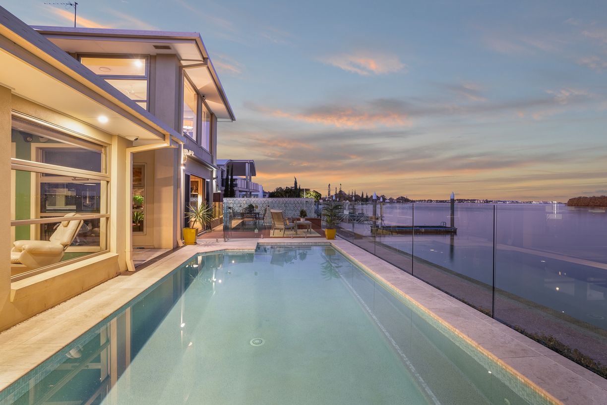 Ultimate Waterfront Family Entertainer - 99 Burns Point Ferry Road ...