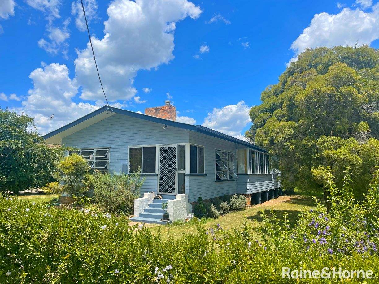 Great Location 3 Bedroom Timber Home 1012m2 Block - 79 Wantley Street ...