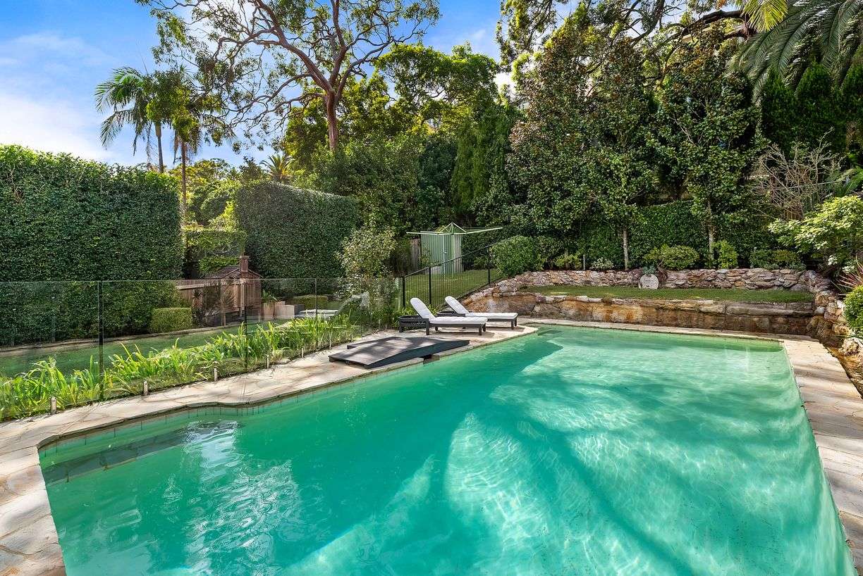 Sold - 28 Minimbah Road, Northbridge, NSW 2063 - Raine & Horne Lower ...