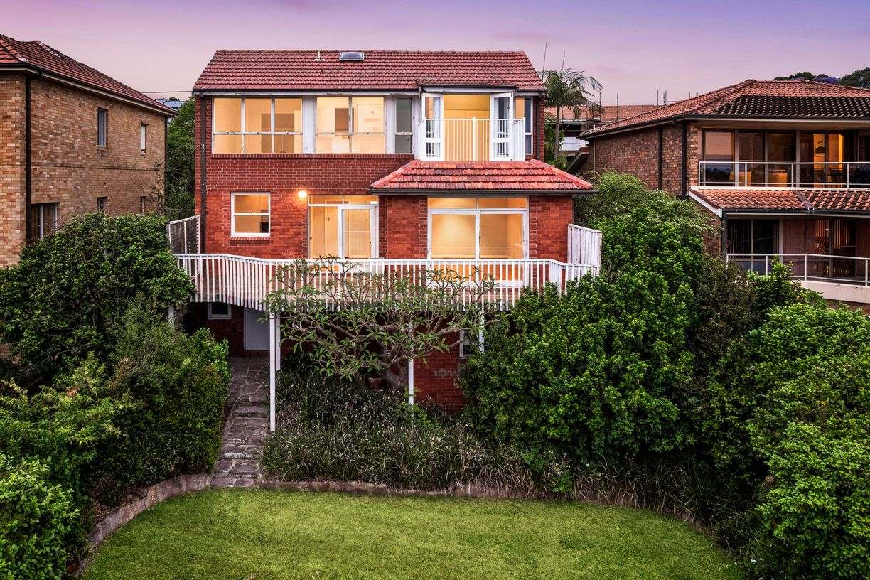 Sold - 37 Neeworra Road, Northbridge, NSW 2063 - Raine & Horne Lower ...