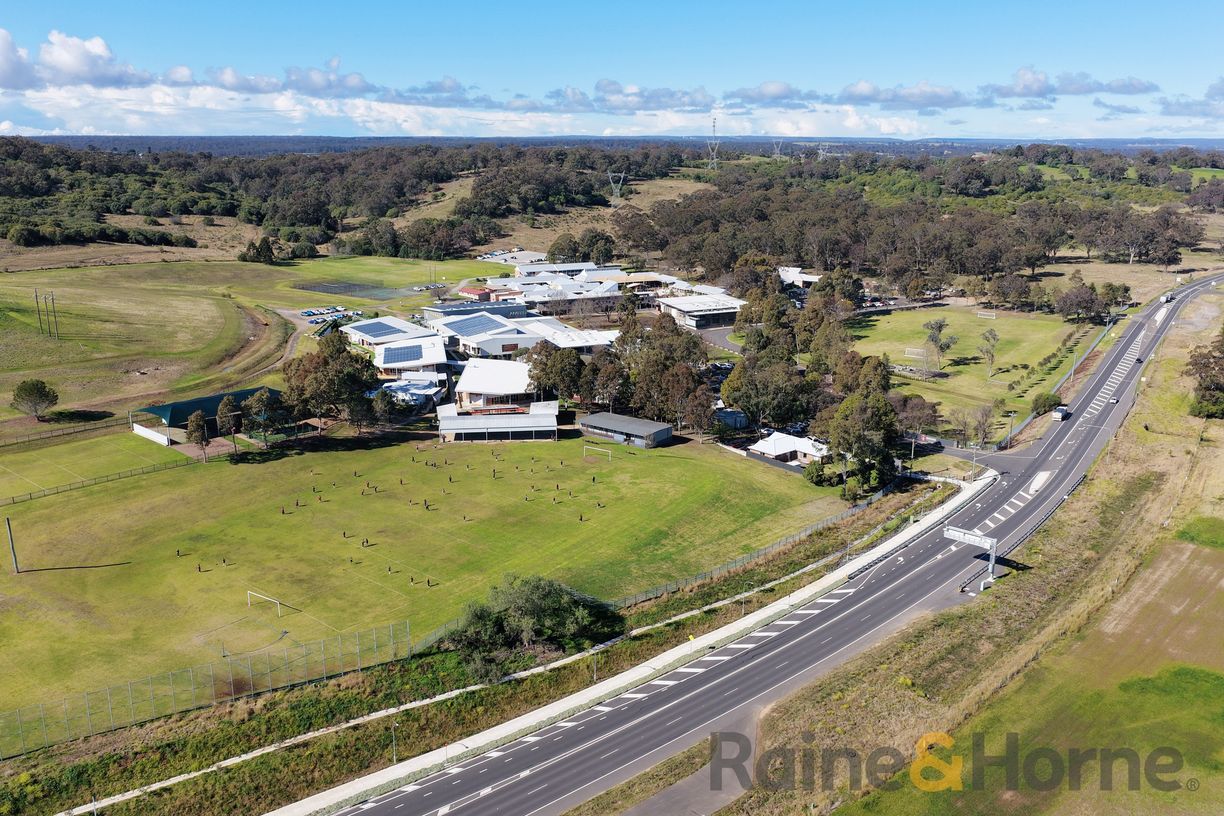 Sold for $1,310,000 on Nov 07, 2025 - 27 Halwes Avenue, Menangle Park ...