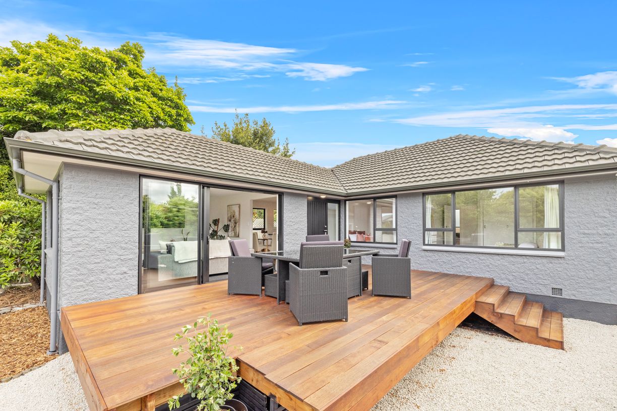 Sold - 24A Canberra Place, Redwood - Raine & Horne Parklands | New ...