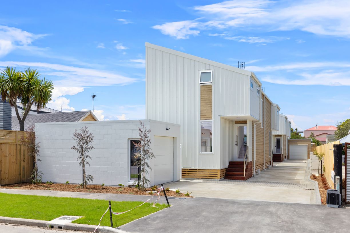 Unbeatable Value In Brighton! - 2/23 Howe Street, New Brighton - Raine ...