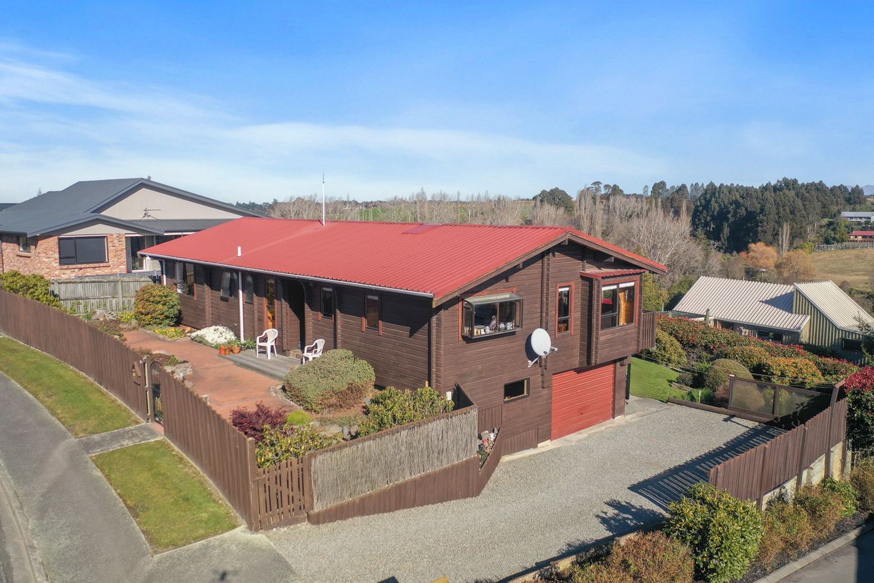 Sold - 31 Glenview Terrace, Highfield - Raine & Horne Timaru