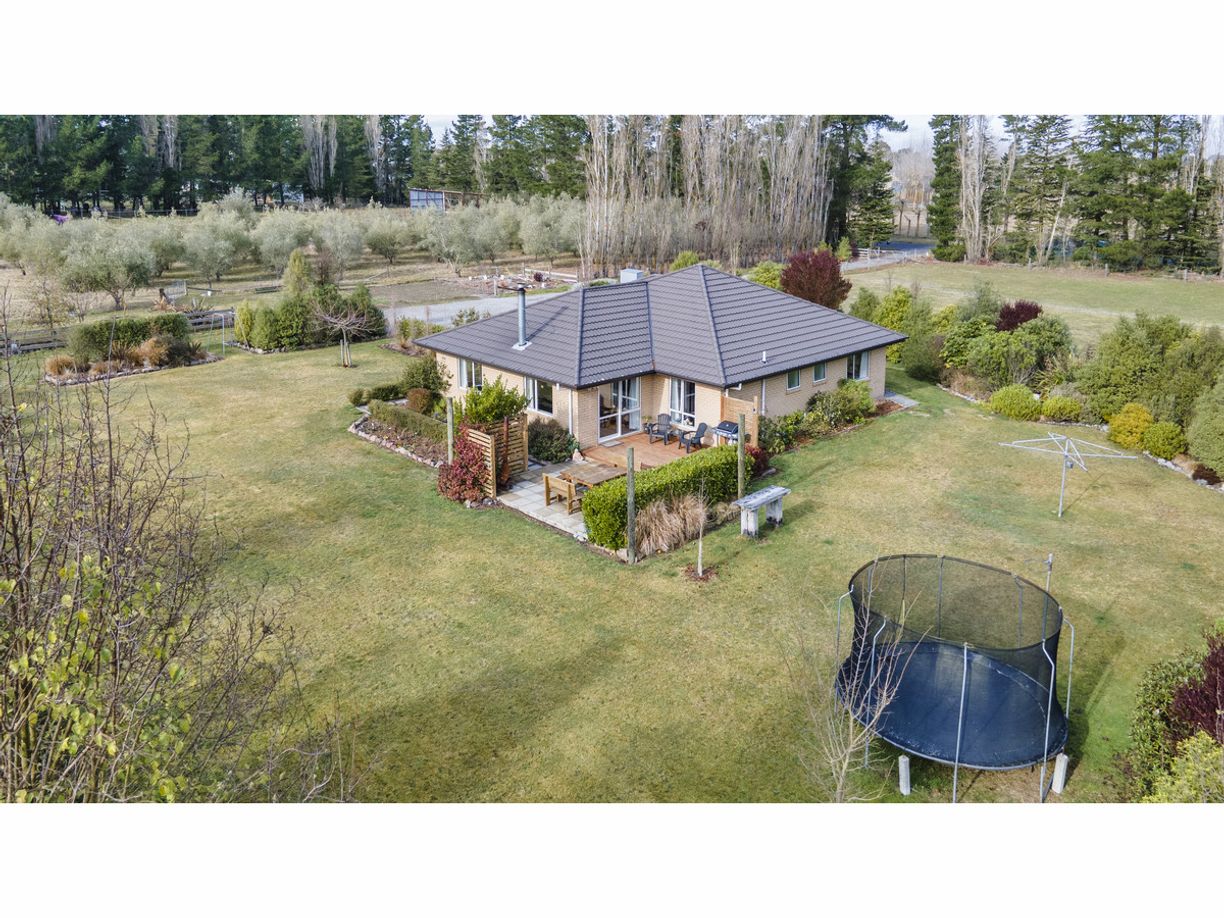Sold - 40 Priors Road, Fernside - Raine & Horne Rangiora | Oxford ...