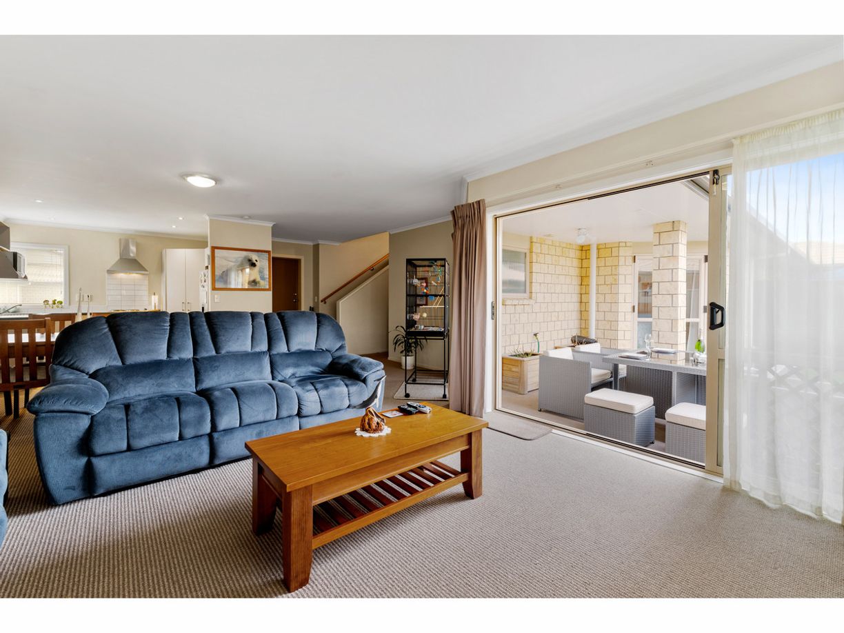 Easy To Live, Easy to manage - 35/64 Kawaha Point Road, Kawaha Point ...