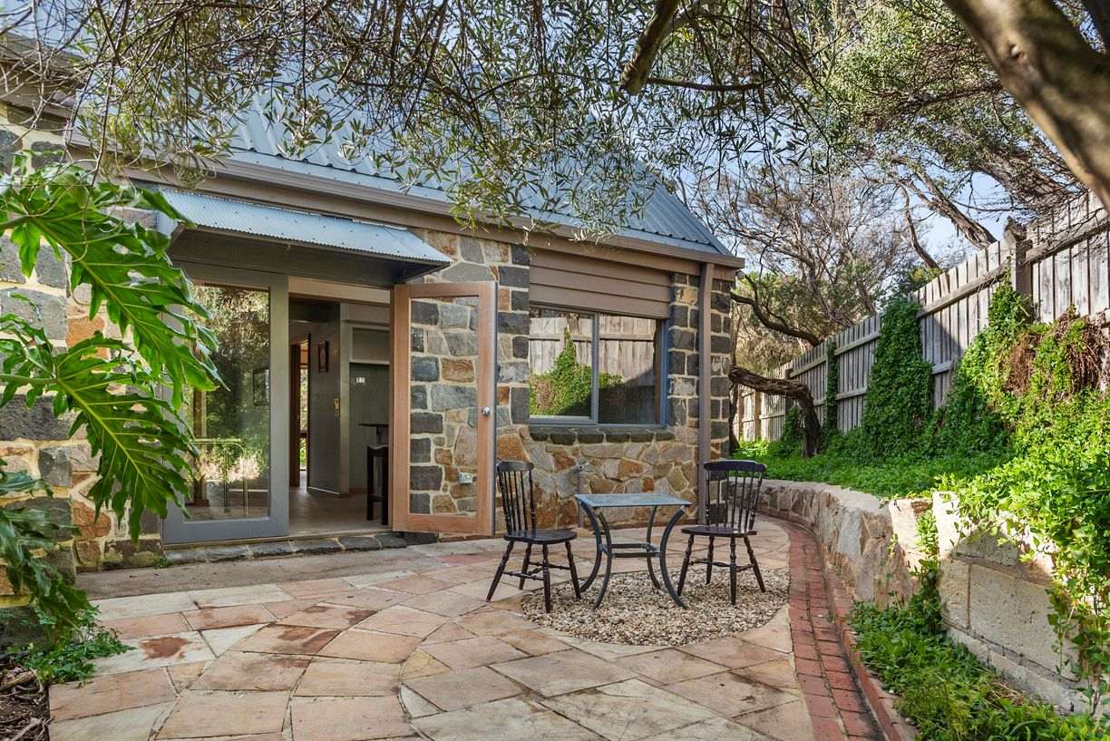 Sold for $1,200,000 on Jul 22, 2025 - 8 Myra Court, Rye, VIC 3941 ...