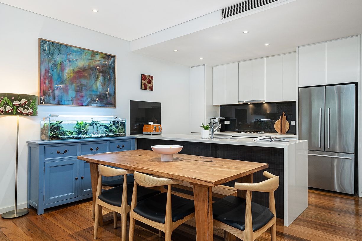 Sold - 106/76-82 Gordon Crescent, Lane Cove, NSW 2066 - Raine & Horne ...