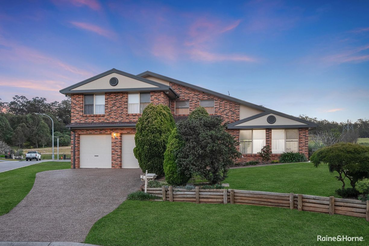 Rented for $1,050 - 5 Whitley Place, Abbotsbury, NSW 2176 - Raine ...