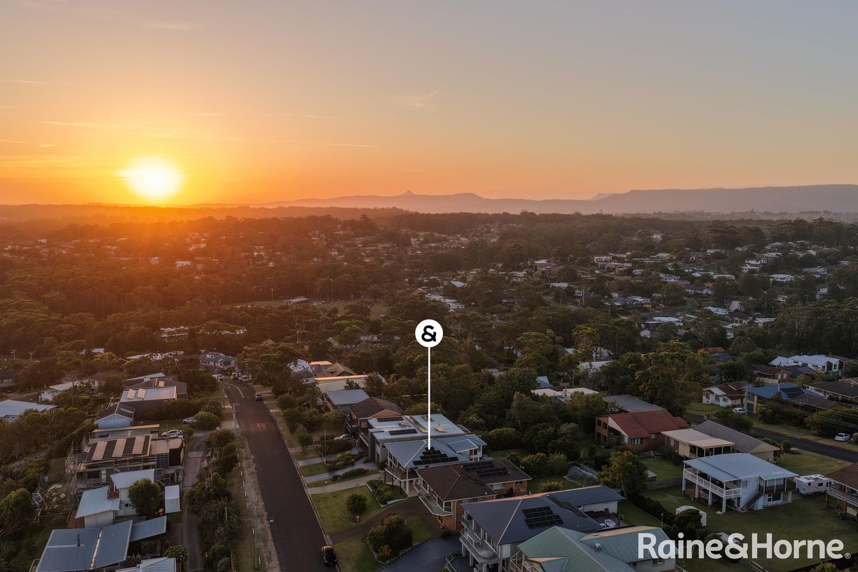 Coastal Architecture Elevated by View & Design - 137 Mitchell Parade ...