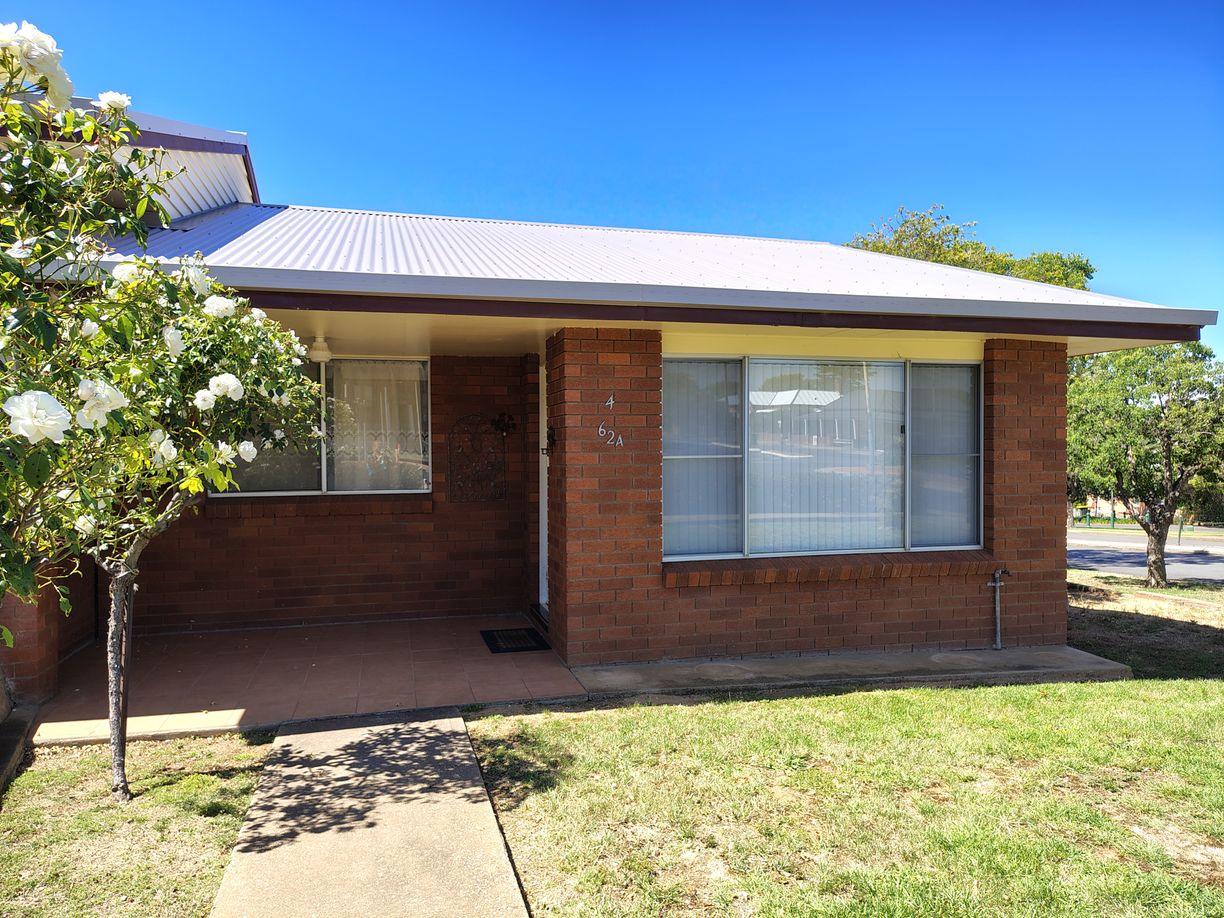 Rented for $250 - 4/62A Camp Street, Grenfell, NSW 2810 - Raine & Horne ...