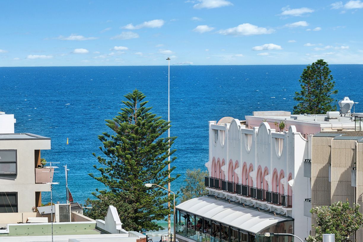 Front-Row Bondi Panorama with Resort-Style Living - 407/63 Hall Street ...