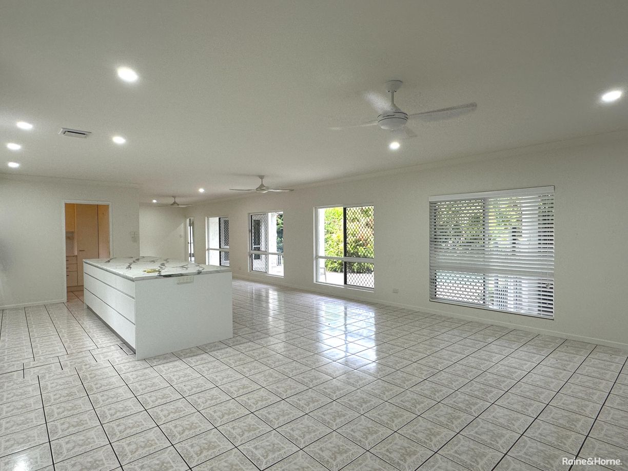 Sold for $580,000 on Jan 25, 2025 - 15 Albatross Close, Cooya Beach ...