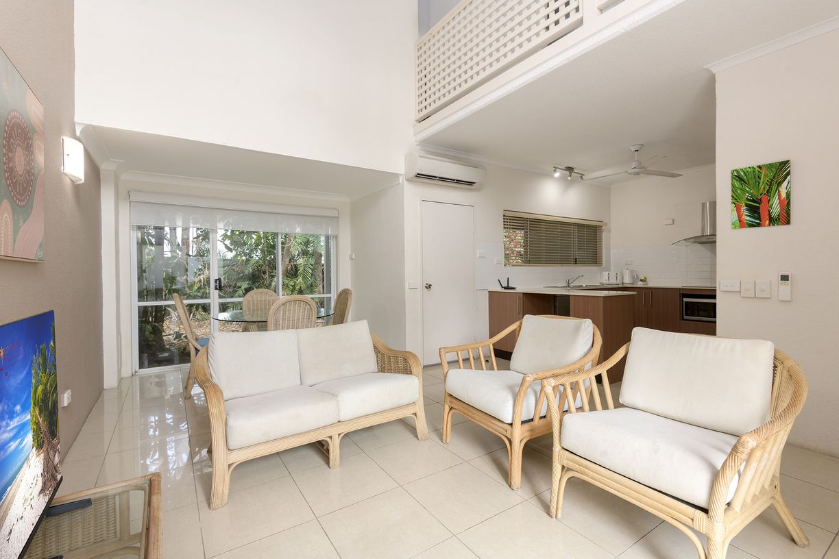 Pack Your Bags or Your Portfolio - This Villa Works for Both! - 33/121-137 Port Douglas Road ...