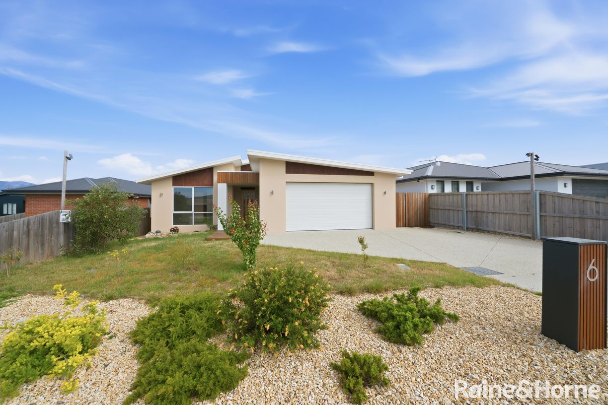 Contemporary and Very Spacious - 6 Melner Place, Oakdowns, TAS 7019 ...