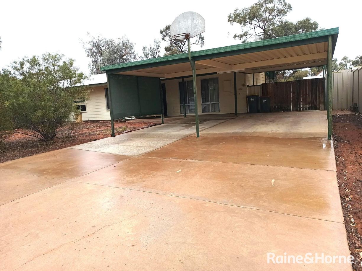 Sold for $210,000 on Mar 31, 2025 - 20 Gregory Street, Roxby Downs, SA ...