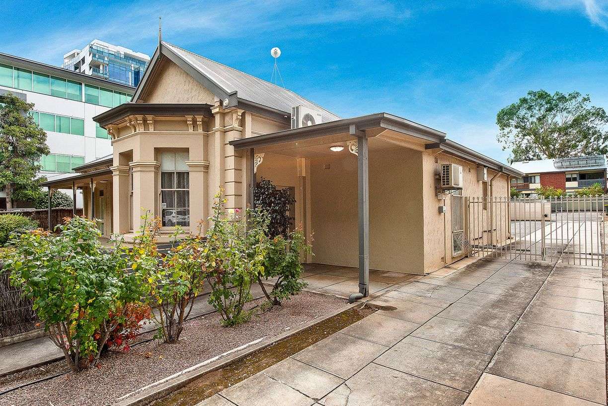 Consulting Office in Medical Precinct - Must See - 327 South Terrace ...