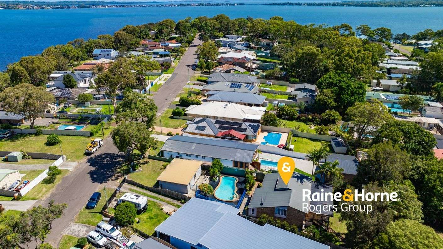 Sold for $825,000 on Feb 06, 2025 - 75 Buff Point Avenue, Buff Point ...