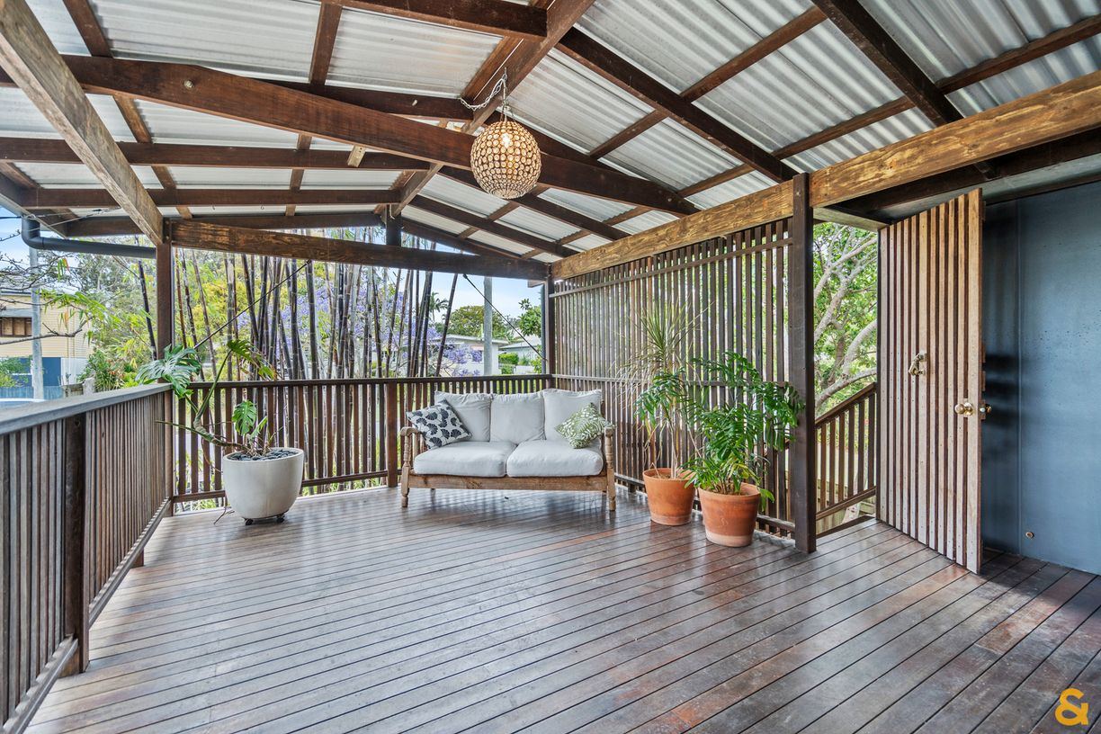 Sold for $1,144,000 on Dec 01, 2025 - 13 Ian Street, Thorneside, QLD ...