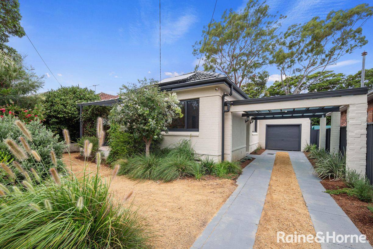 Sold for $1,975,000 on Mar 29, 2025 - 11 Glenwall Street, Kingsgrove ...