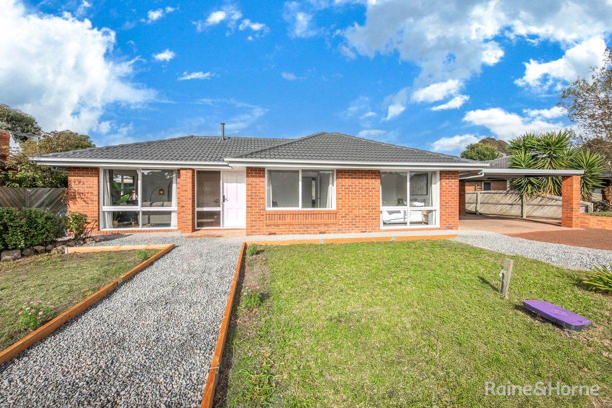 Sold for $642,666 on Jun 21, 2025 - 3 St Andrews Court, Sunbury, VIC ...